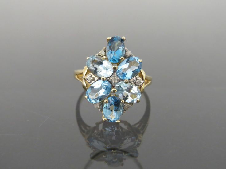 Colorful stone gold rings