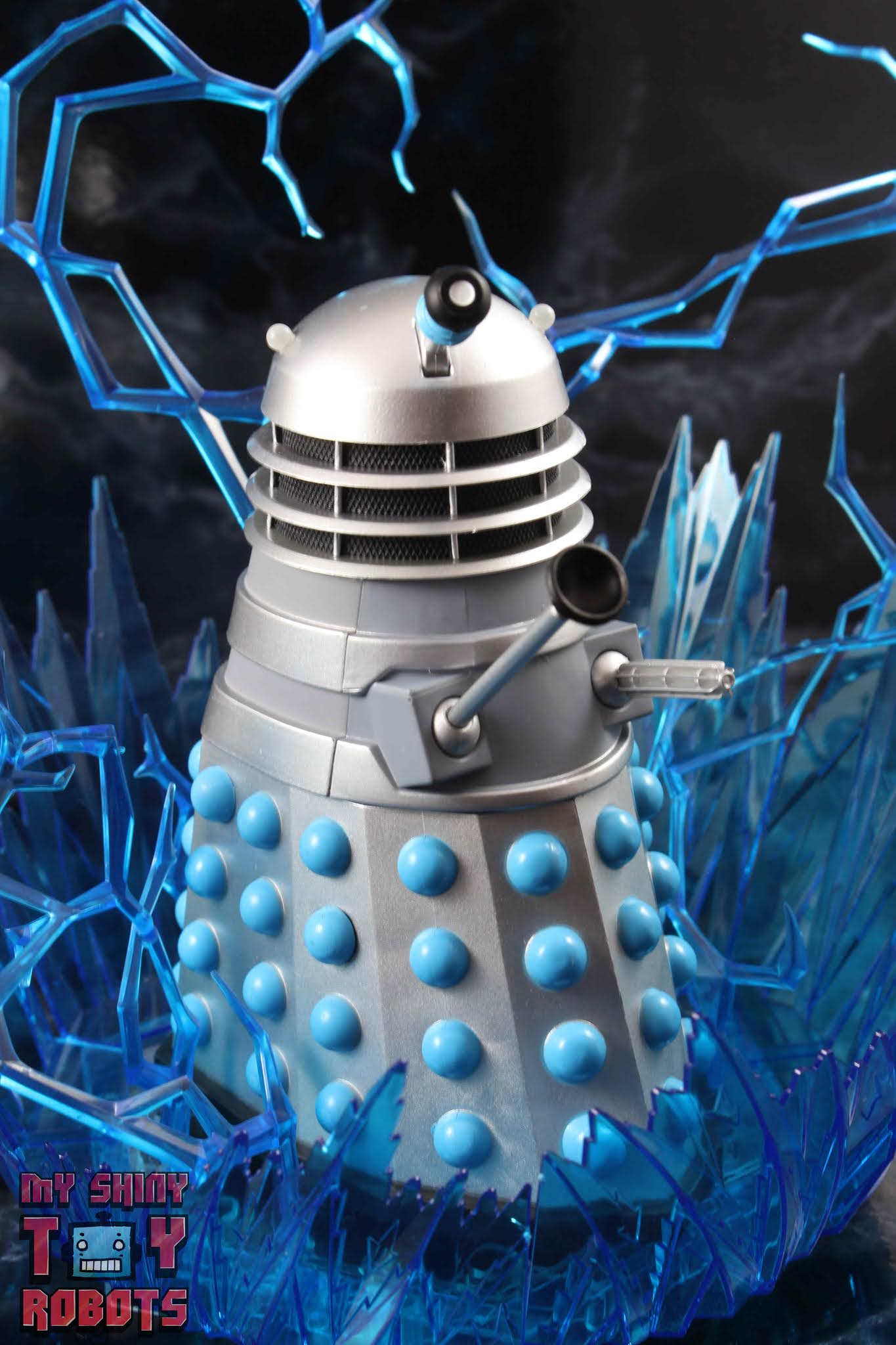 My Shiny Toy Robots: Toybox REVIEW: Doctor Who History of the Daleks #1 Set