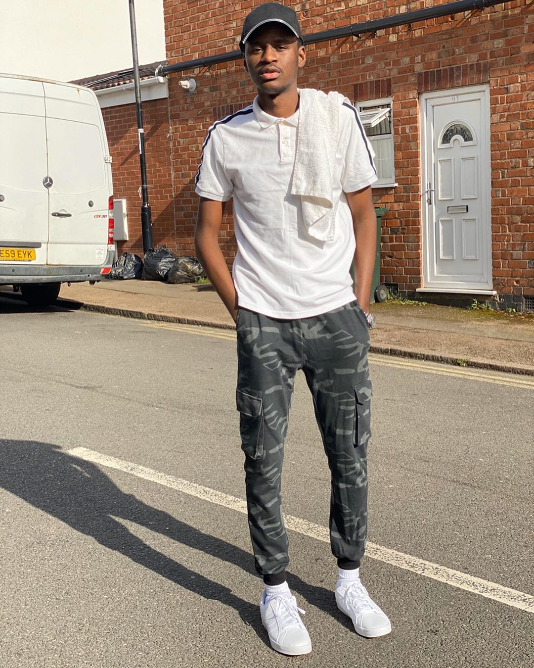 Meet Benjamin Ese Biography, Age, Instagram, Girlfriend, Photos ...