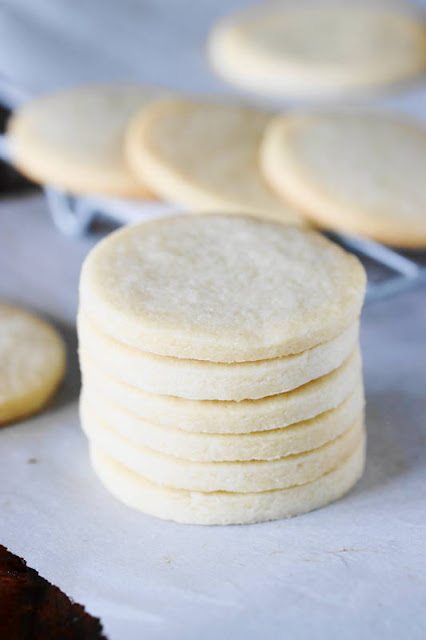 Basic Rolled Shortbread Cookies Recipe | The Kitchen is My Playground