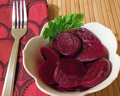 Seasonal Eating: Quick Marinated Beets