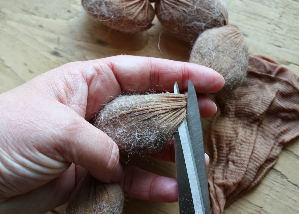 lil fish studios: how to make a solid wool felted stone