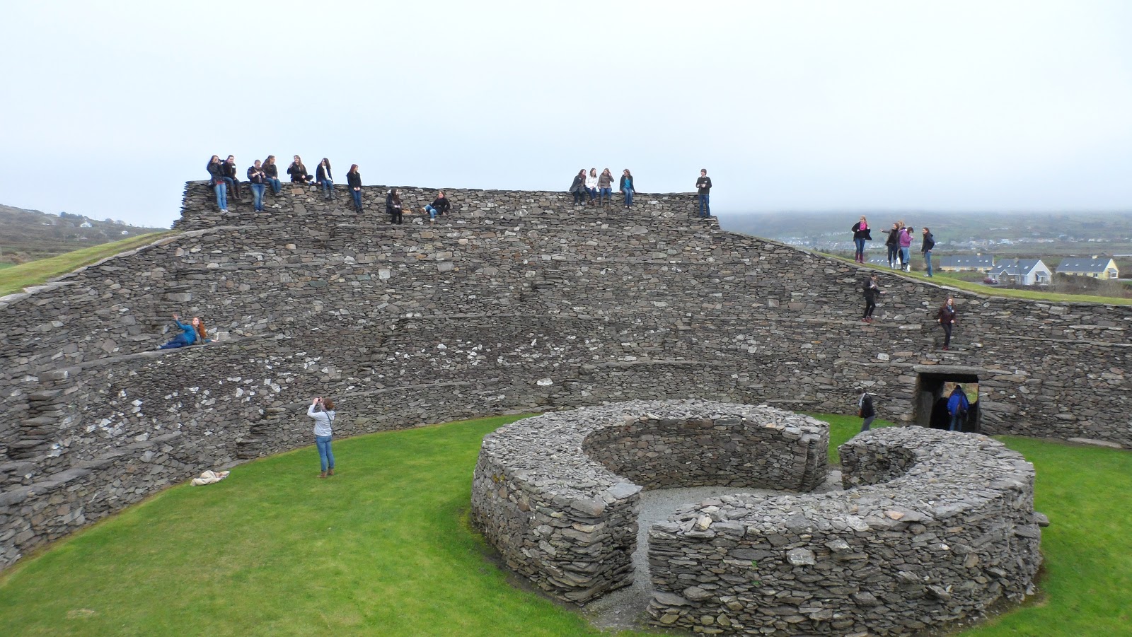 There and Back Again: A Corkonian's Tale: Good Craic in Ireland