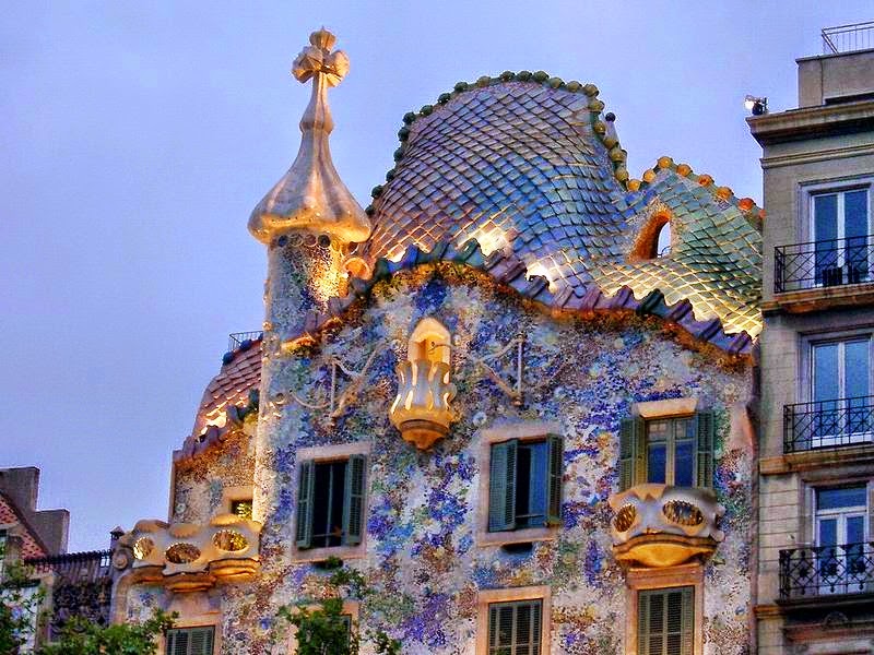 Antoni Gaudí | Symbolism/Art Nouveau Architect | Tutt'Art@ | Pittura ...