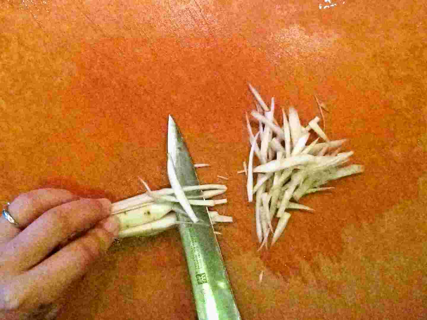Recipes for Tom: Gobo no sasagaki / burdock root diagonal slicing