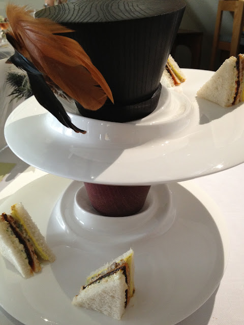 “Do You Know Who I Am?”: The Definitive Thread of DYKWIA Stories - Page ...