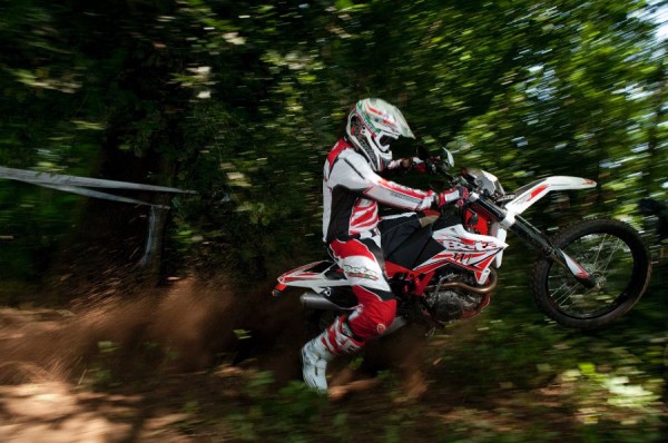 2012 Beta 520 RS Review | Motorcycles Specification