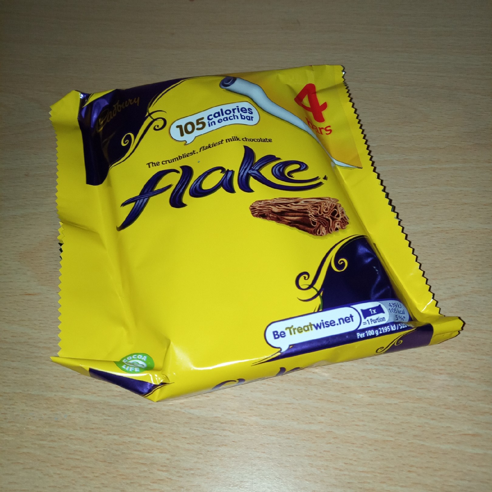 Supersupergirl's Food Reviews: Cadbury Flake 99
