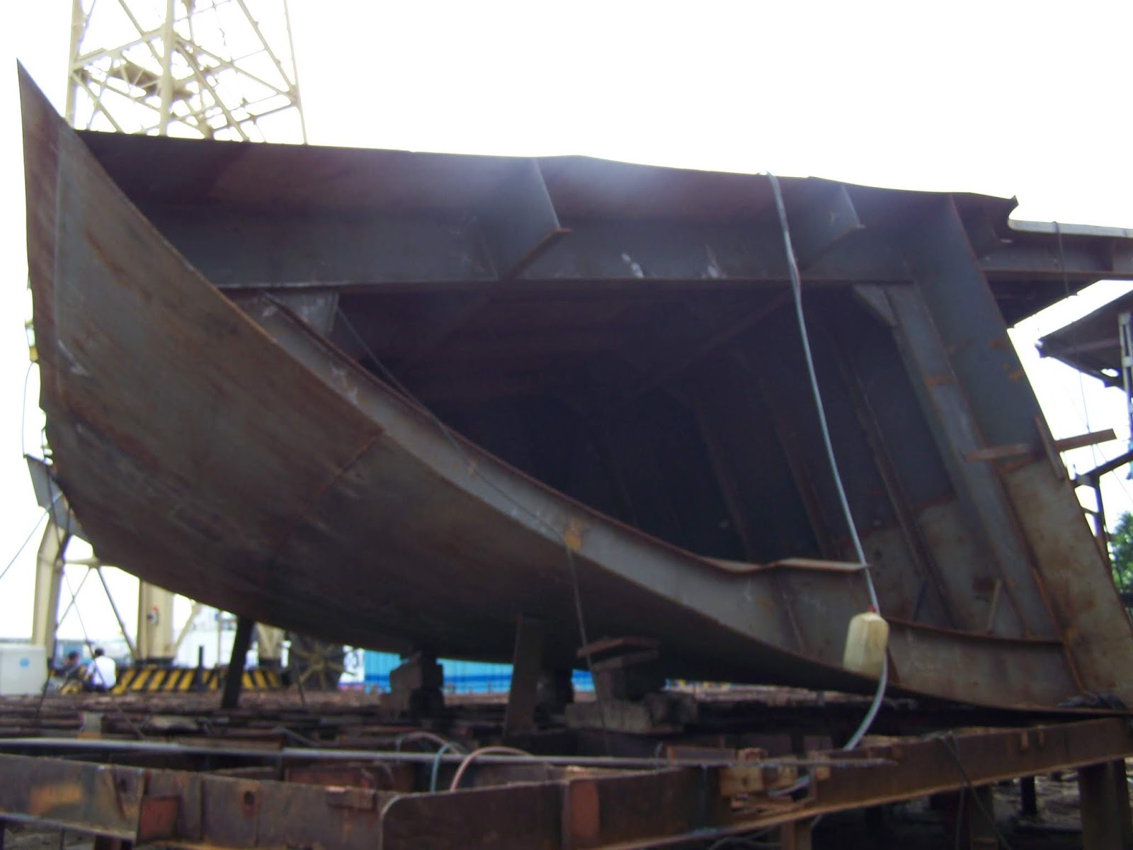 Cak-Andri: PROSES PEMBUATAN KAPAL