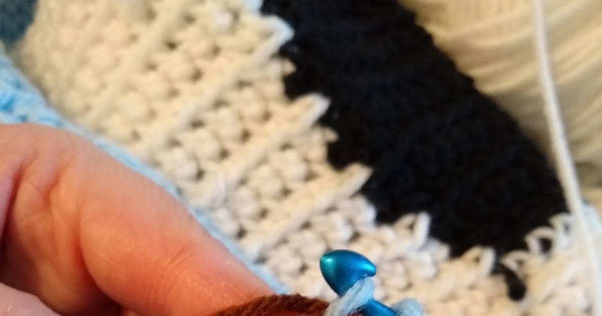 Kendra's Crocheted Creations: Smoother lines on graphghan designs Kendra's Crocheted Creations: Smoother lines on graphghan designs