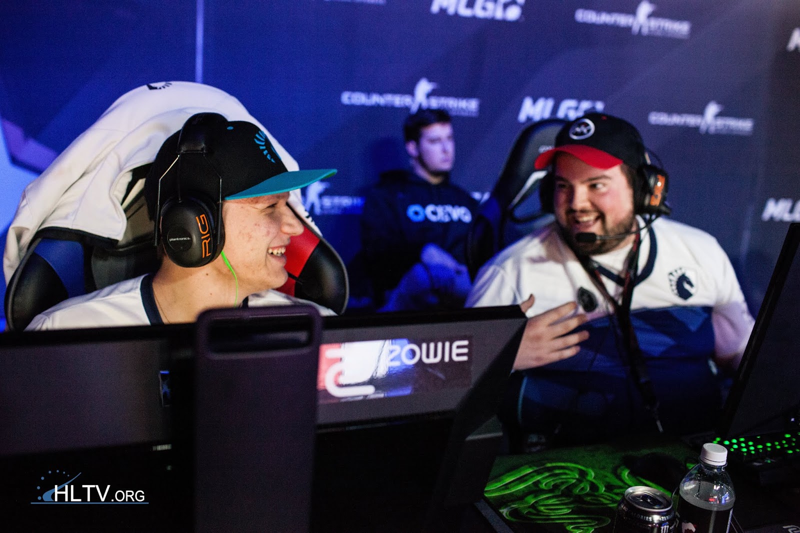 s1mpleのインタビュー、Liquid在籍時代、SKへの加入、Na'Viに加入した経緯、ZywOoについて