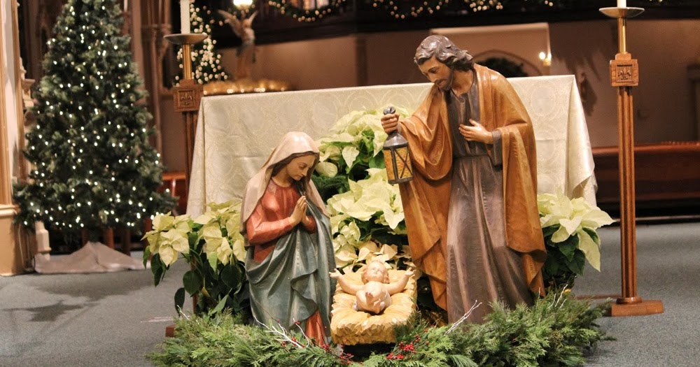 Its Christmas time! Merry Christmas! - THROUGH THE LENS