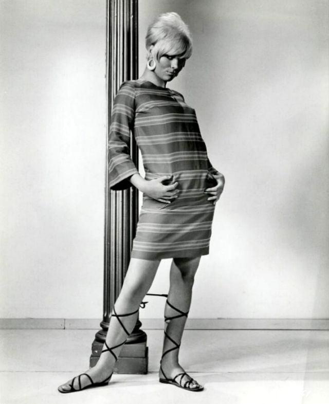 Classic Blonde Bombshell: 40 Glamorous Photos of Susan Denberg in the ...