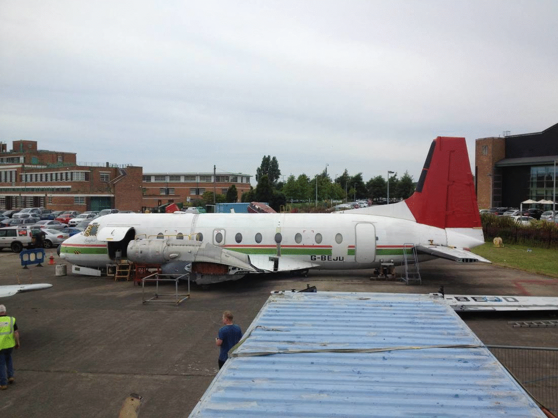 Roll Out - Aerospotter: Avanza la recuperación del Avro