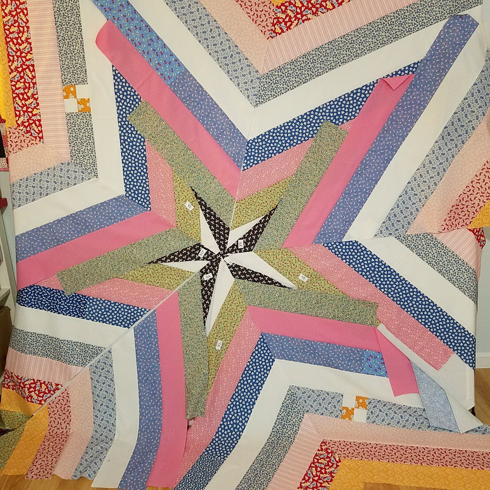 Becca's Crazy Projects: Star Storm Quilt