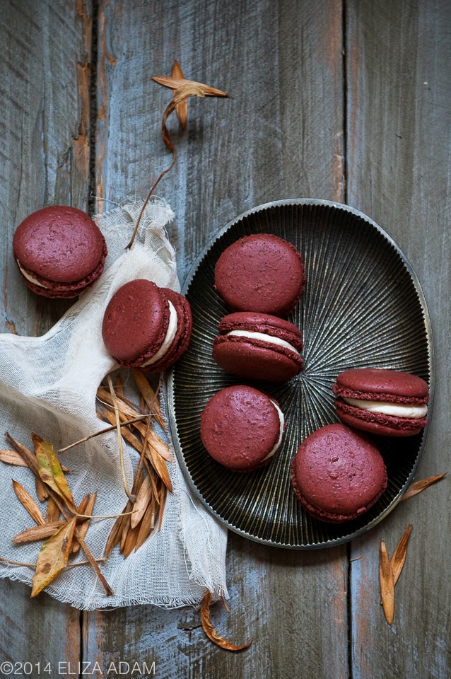 Notes from My Food Diary: Red Velvet Macarons
