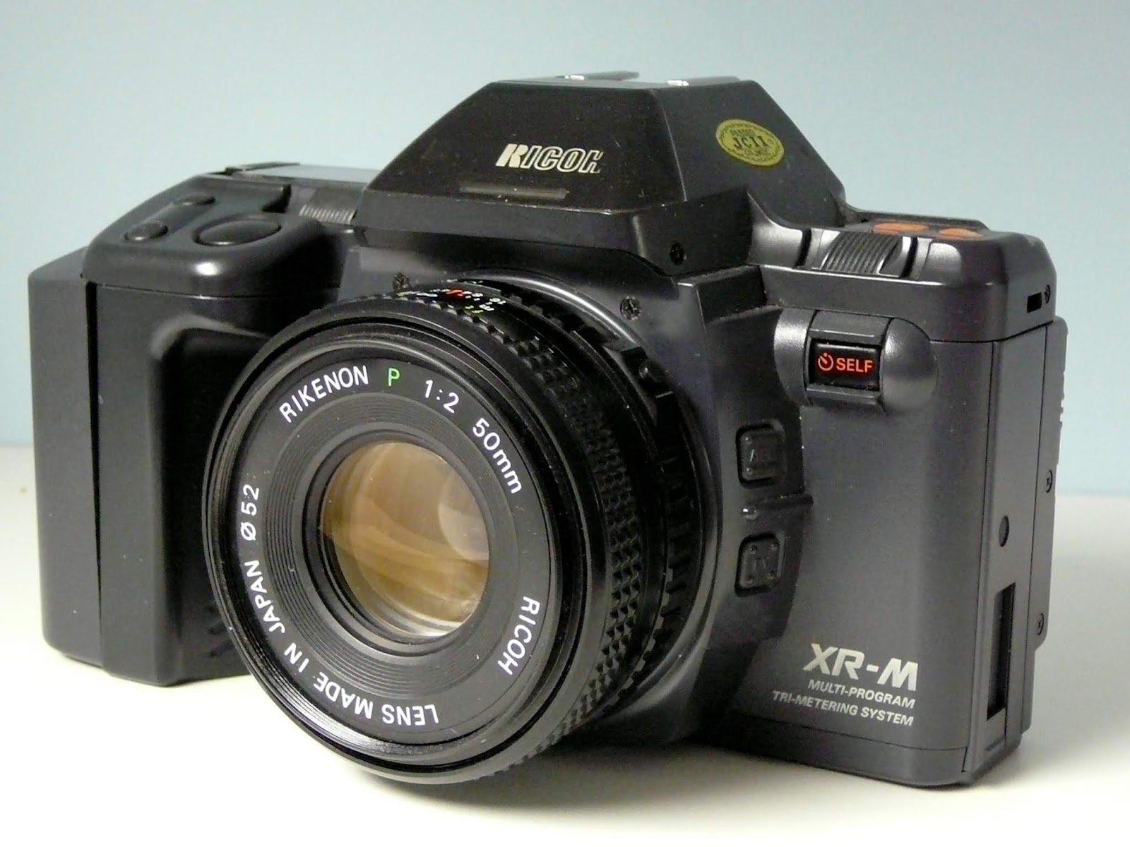 Random Camera Blog: The Ricoh XR-M SLR