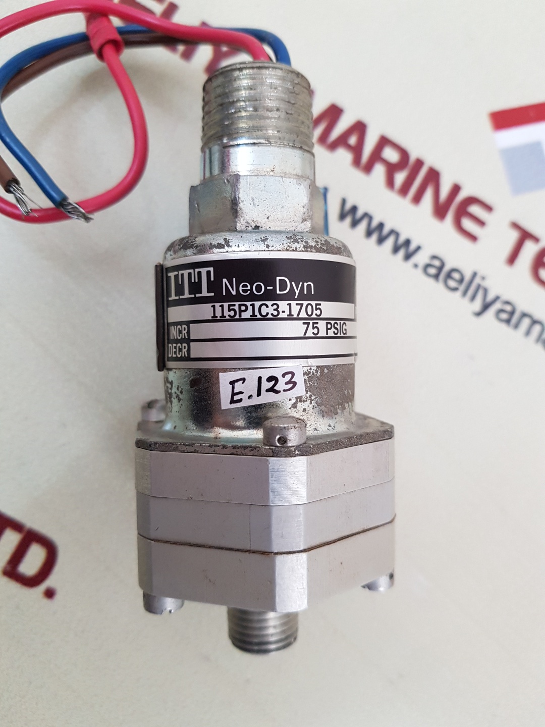 ITT NEO-DYN 115P1C3-1705 PRESSURE SWITCH 5A - Aeliya Marine