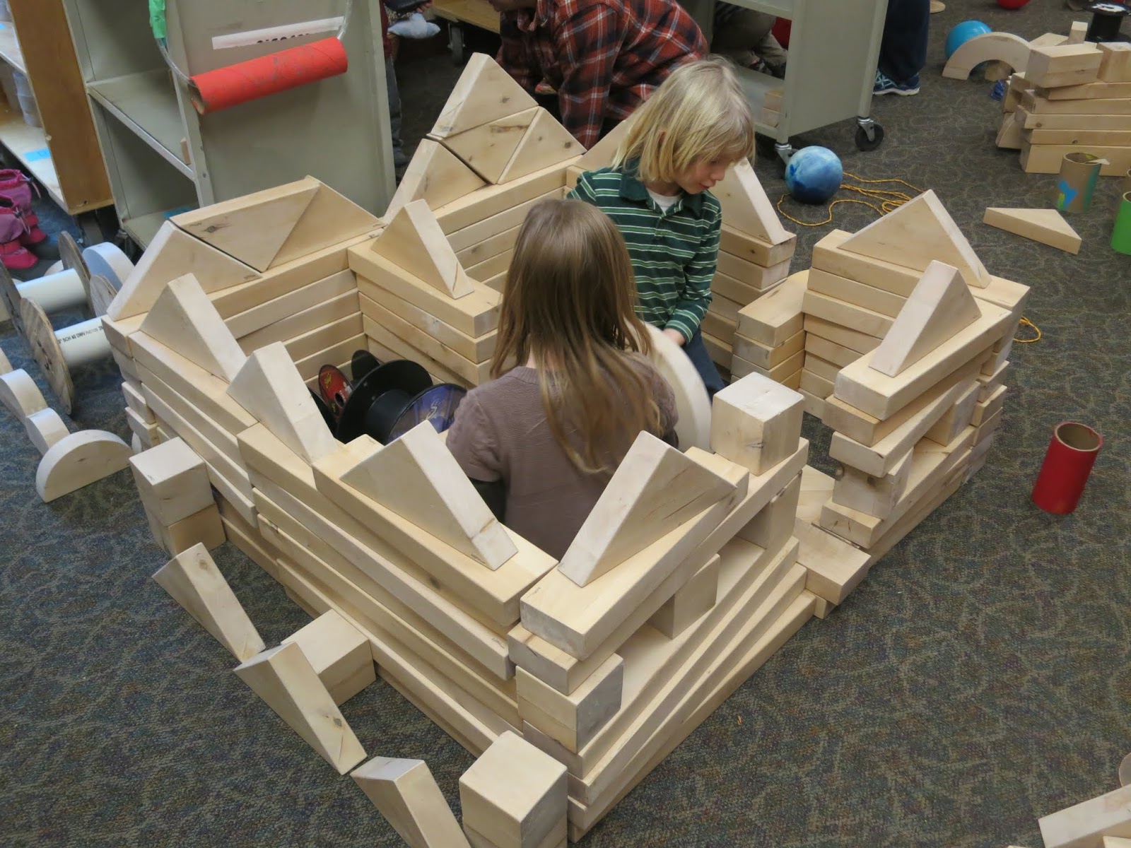 Anji Play: Let's talk about Play Materials : library makers