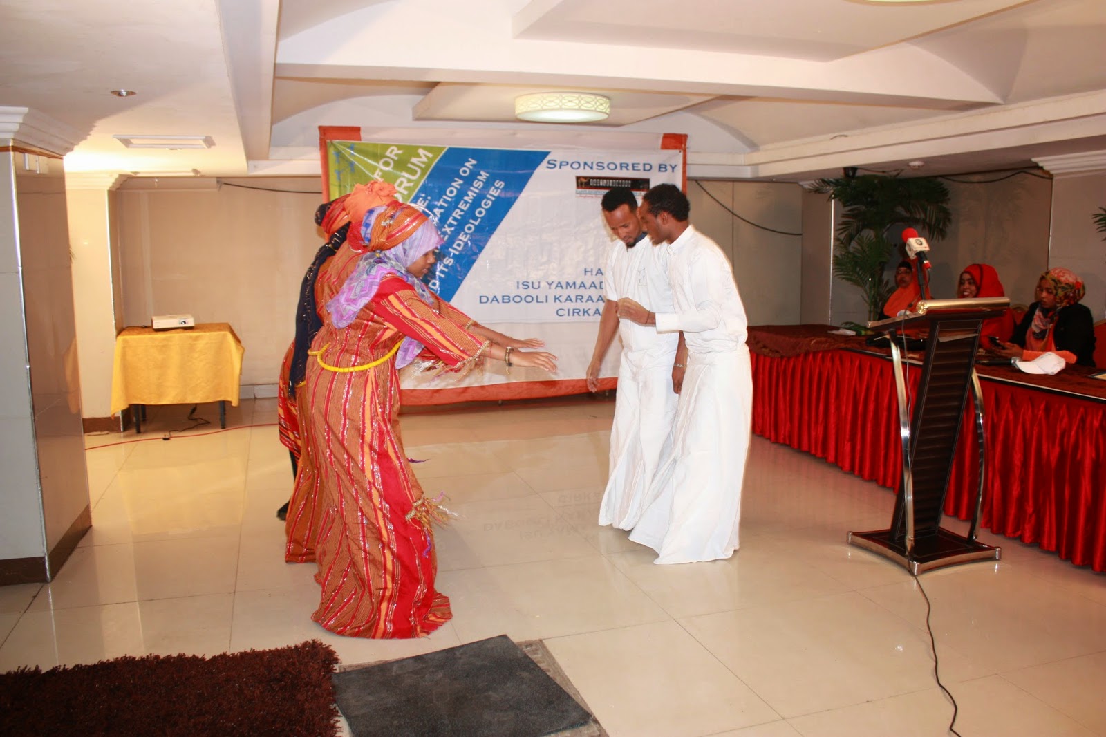 Eastleighwood Dhaanto