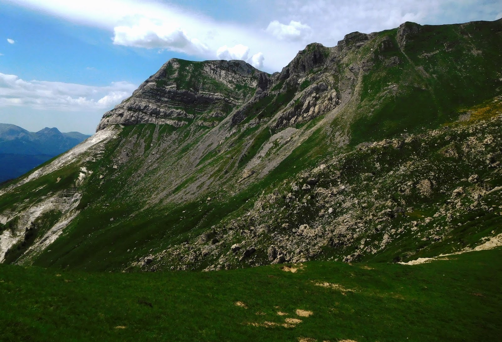 KELETA desde el VALLE DE BELAGUA 328