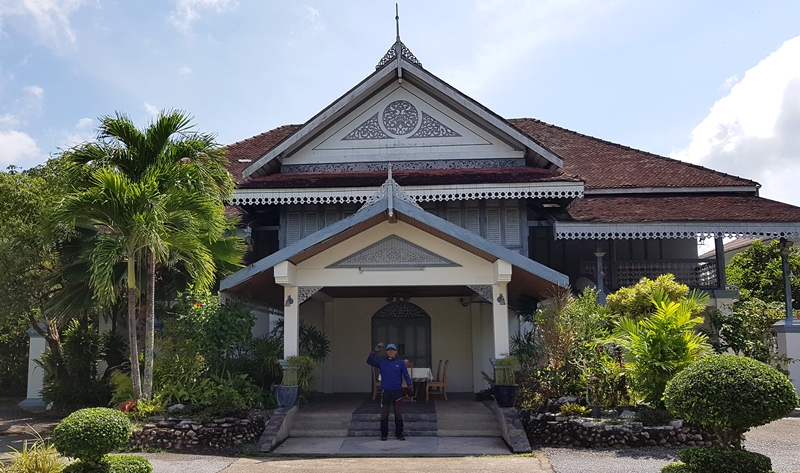 PUDIN TTG: Patani: Istana Lama Raja Yamu Di Yaring