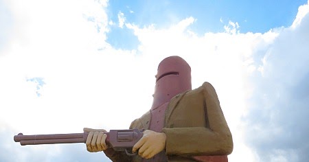 The Travelling Lindfields: A Tour of Ned Kelly Country: Following the ...