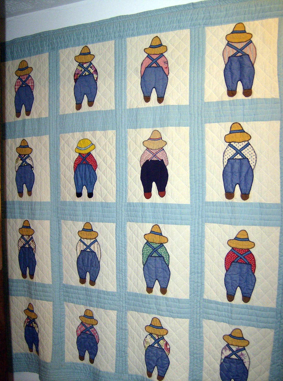 Country Lane Crafts & Antiques: Country Life = Little Boy Blue quilt