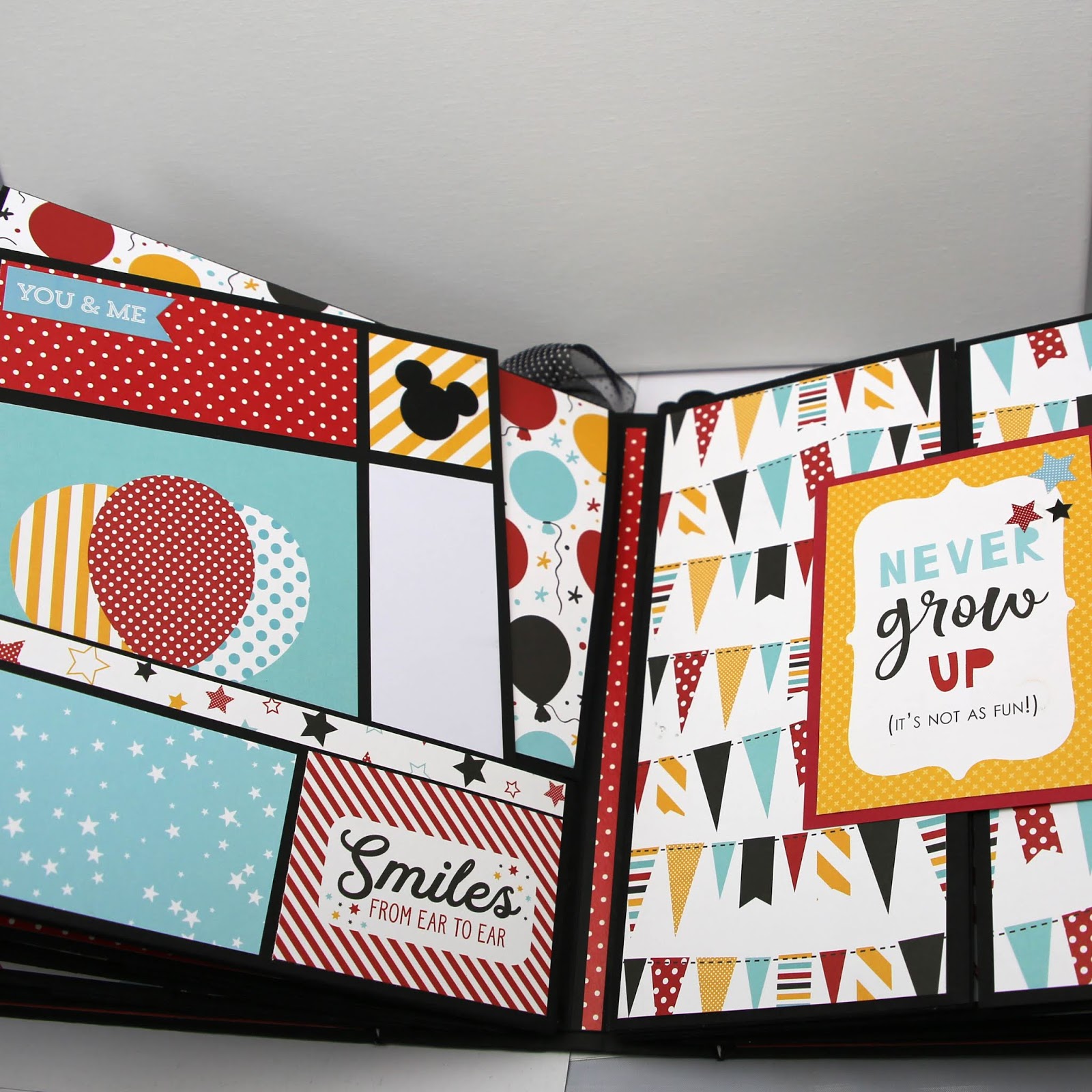Scrappin'n'Happy: Disney Themed Mini Album