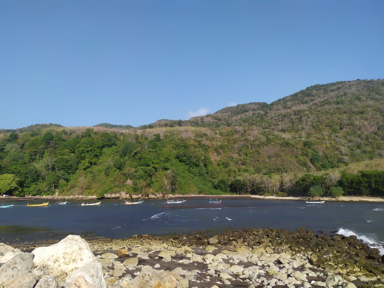 Pesona Pantai Selatan : Pantai Pancer & Pantai Pelawangan Puger Jember