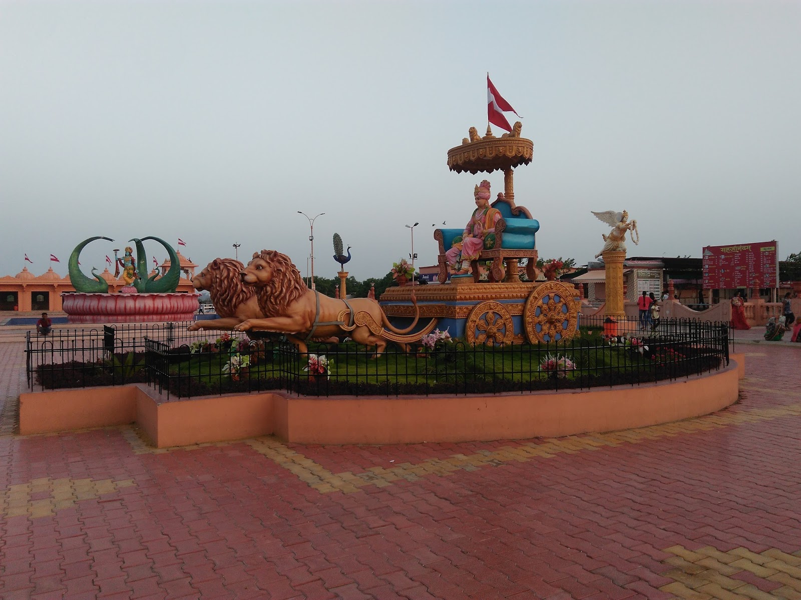Nilkanth Dham Swaminarayan Temple-Sahjanand Univers in Poicha Gujarat India