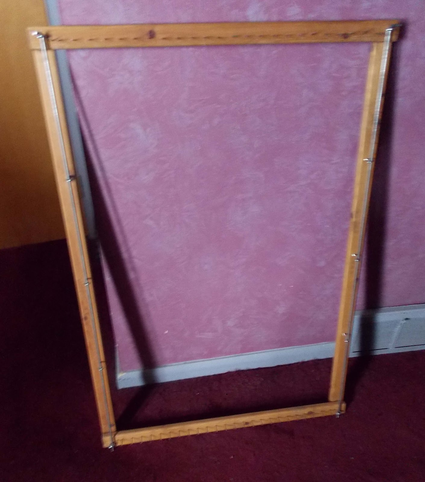 The Farmhouse in the Field: Weave Your Home a Little Happy Rug