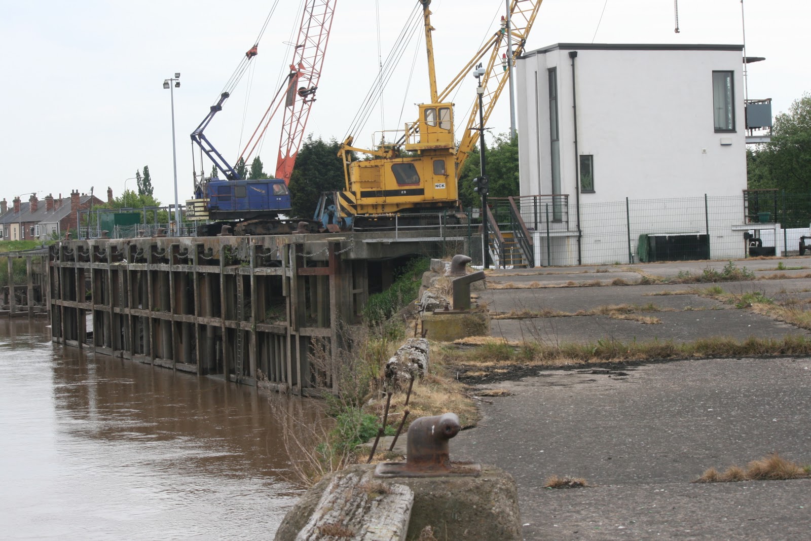 Narrowboat Annie: The Journey Up North - They Said it Couldn't be Done!!