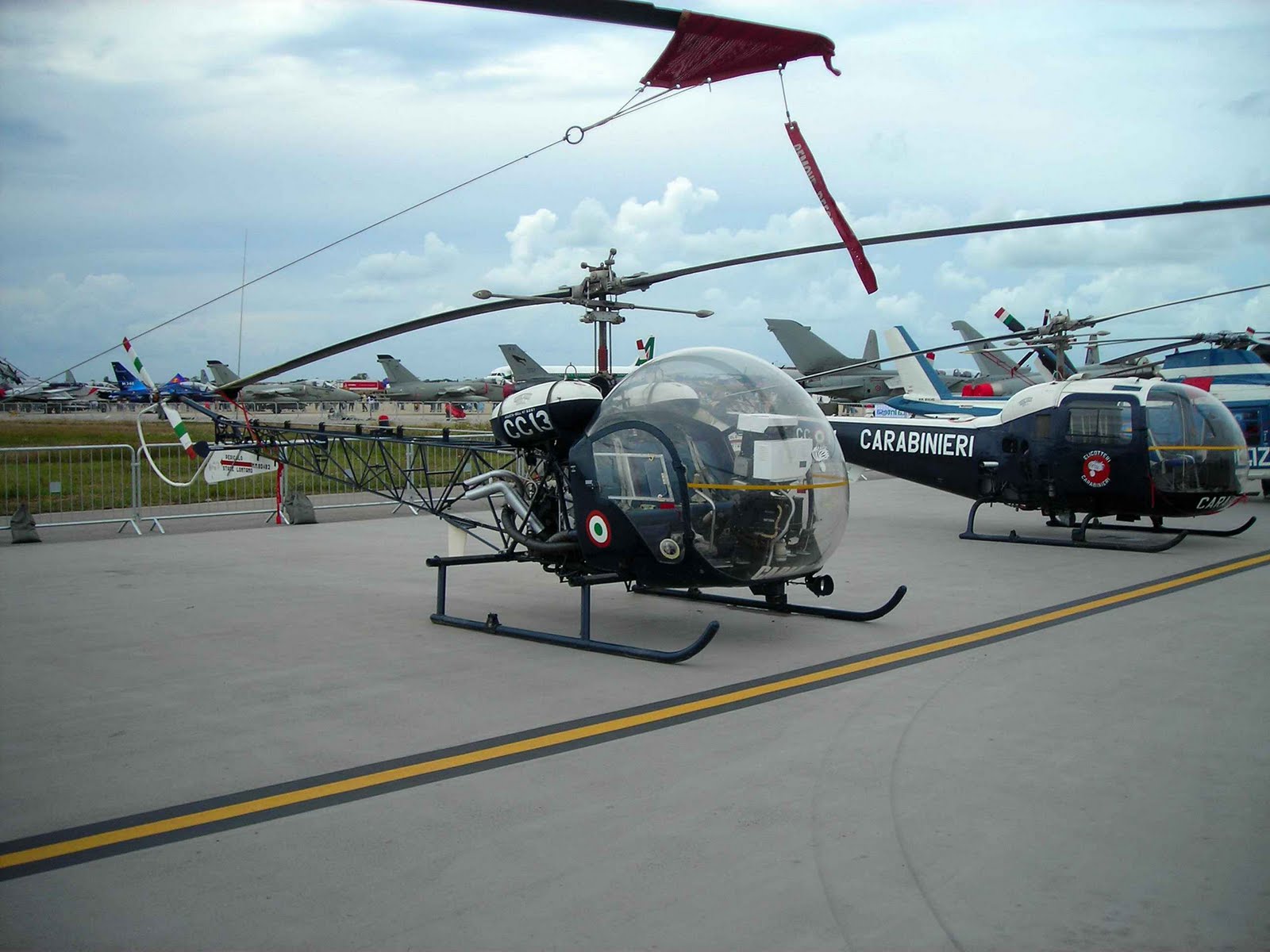 Cool Jet Airlines: Bell 47 helicopter
