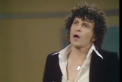 You're LIVE on Des Talk: Mind Your Language Fan Page