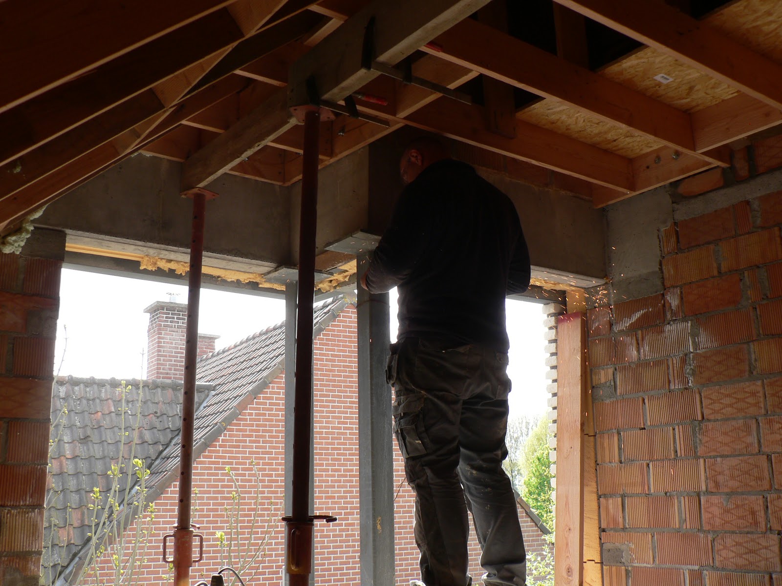 Kaboutersgezochtdeel2: 9 tem 12 mei: Ondermetsen binnenmuren, afbreken ...