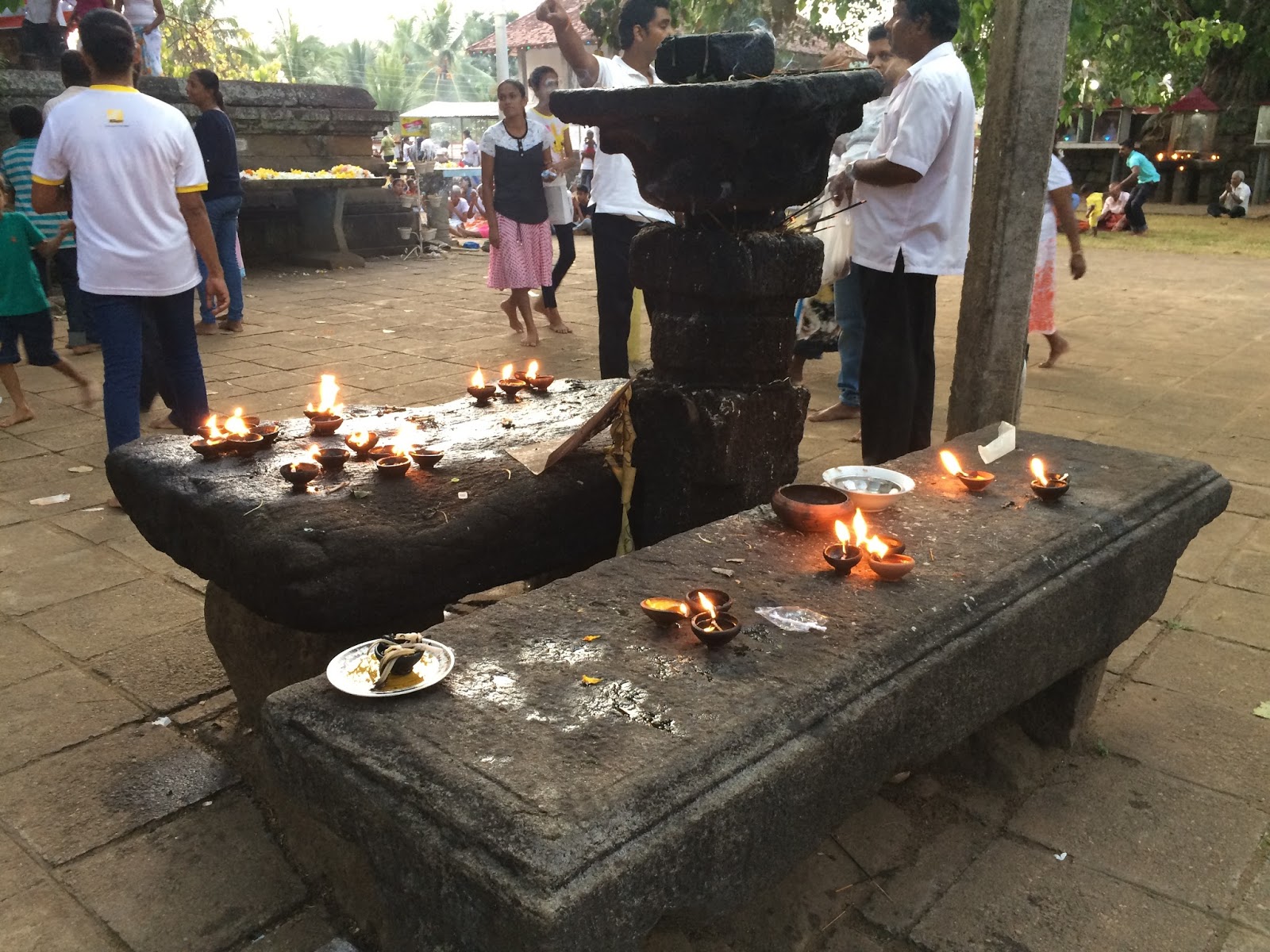 සයිබර් අවකාශයේ සොදුරු නවාතැන: බෙලිගල රජමහා විහාරය (Beligala Rajamaha ...