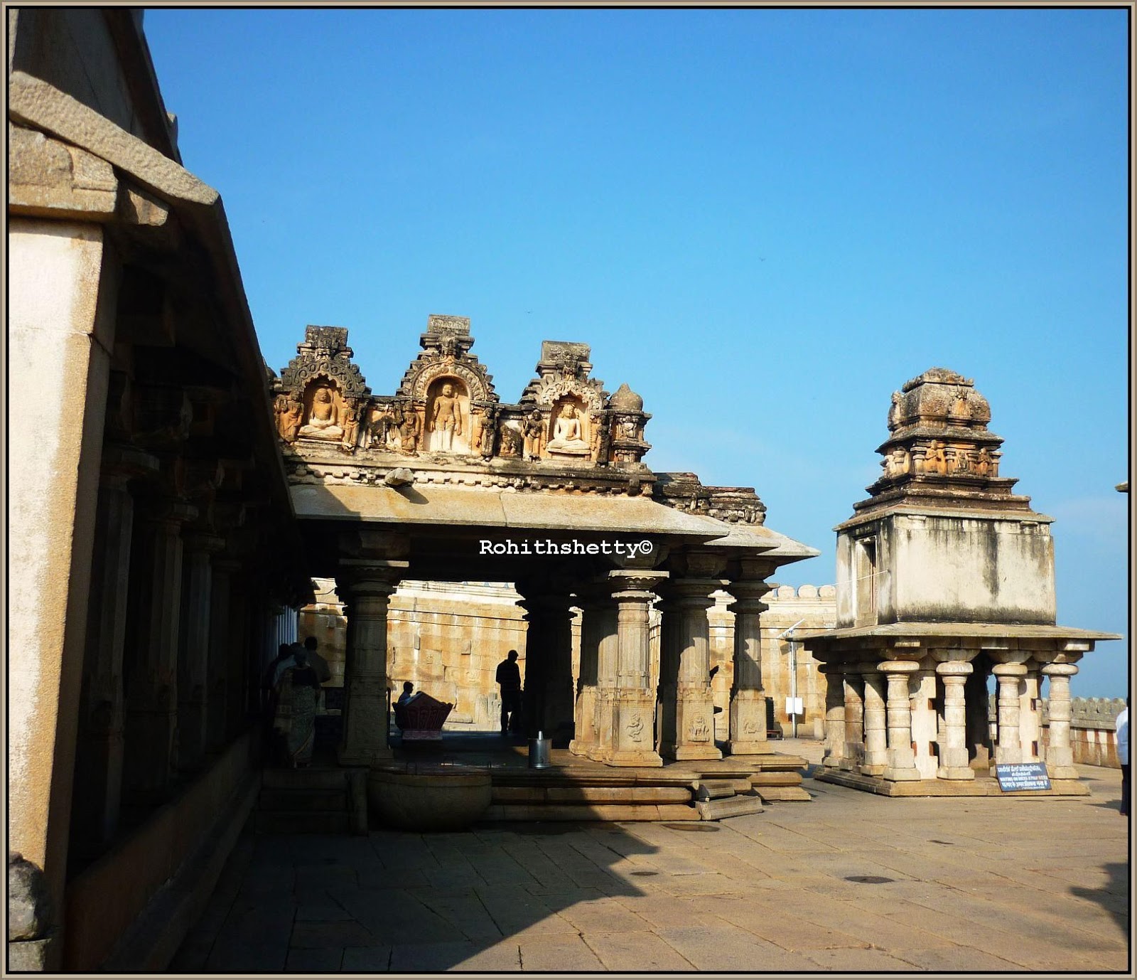 JOURNEY INTO DREAMS: Shravanabelagola