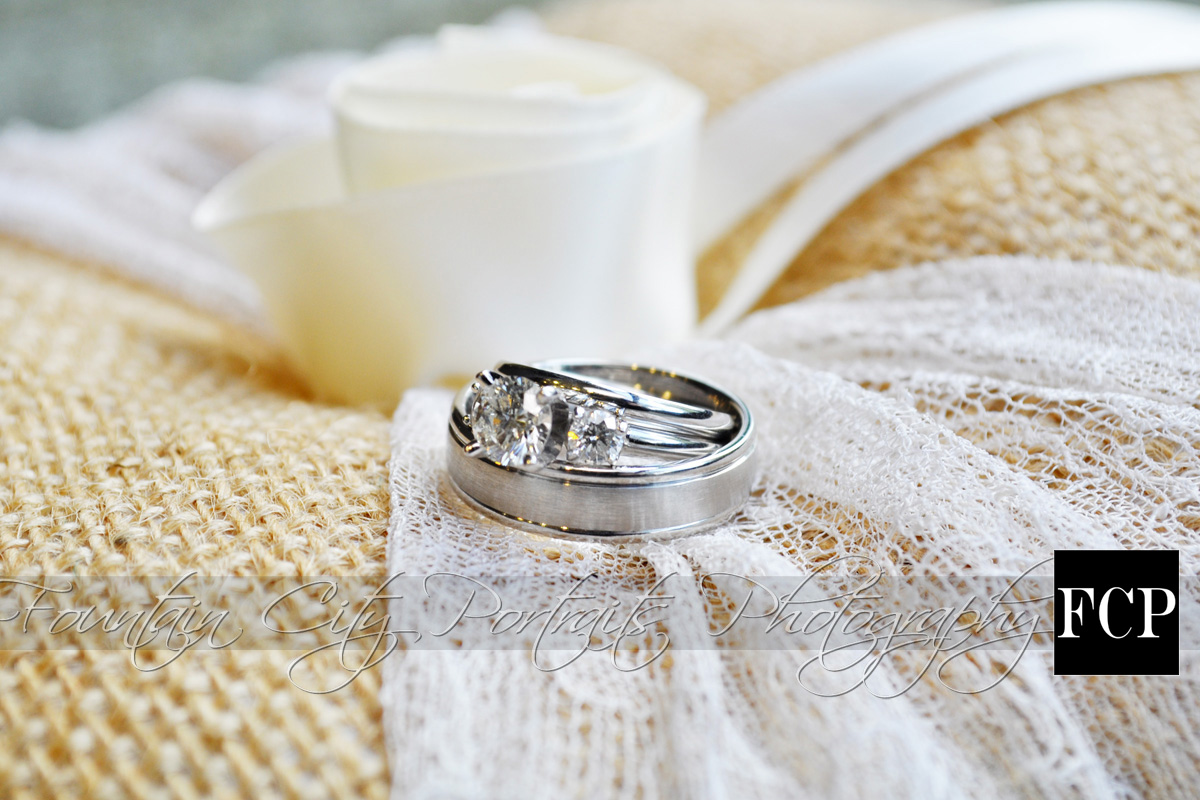 Fountain City Portraits Photography: Alane + Stephen | Wedding Sneak Peek