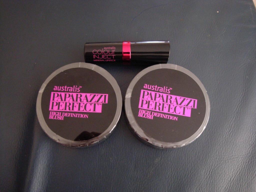 Family is my LIFE and Makeup is my passion!: Australis Paparazzi ...
