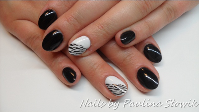 .: Czarno-biała hybryda