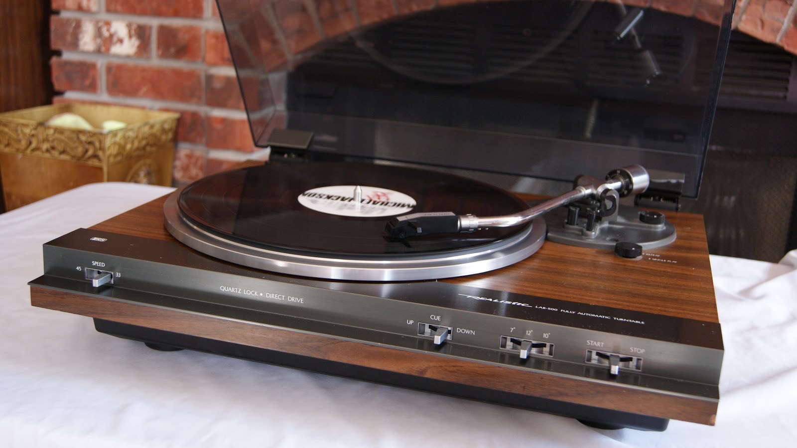 Realistic LAB-500 Turntable