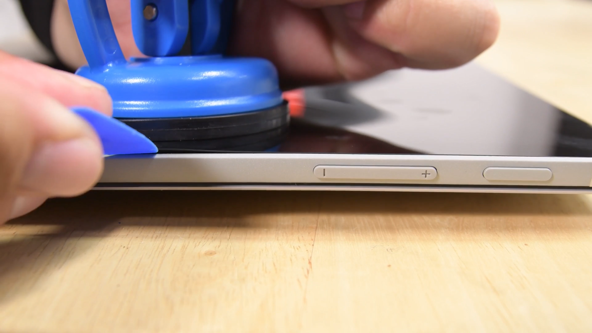 Cara Membongkar Microsoft Surface Pro 5, Bisa Upgrade RAM/SSD dan Ganti ...