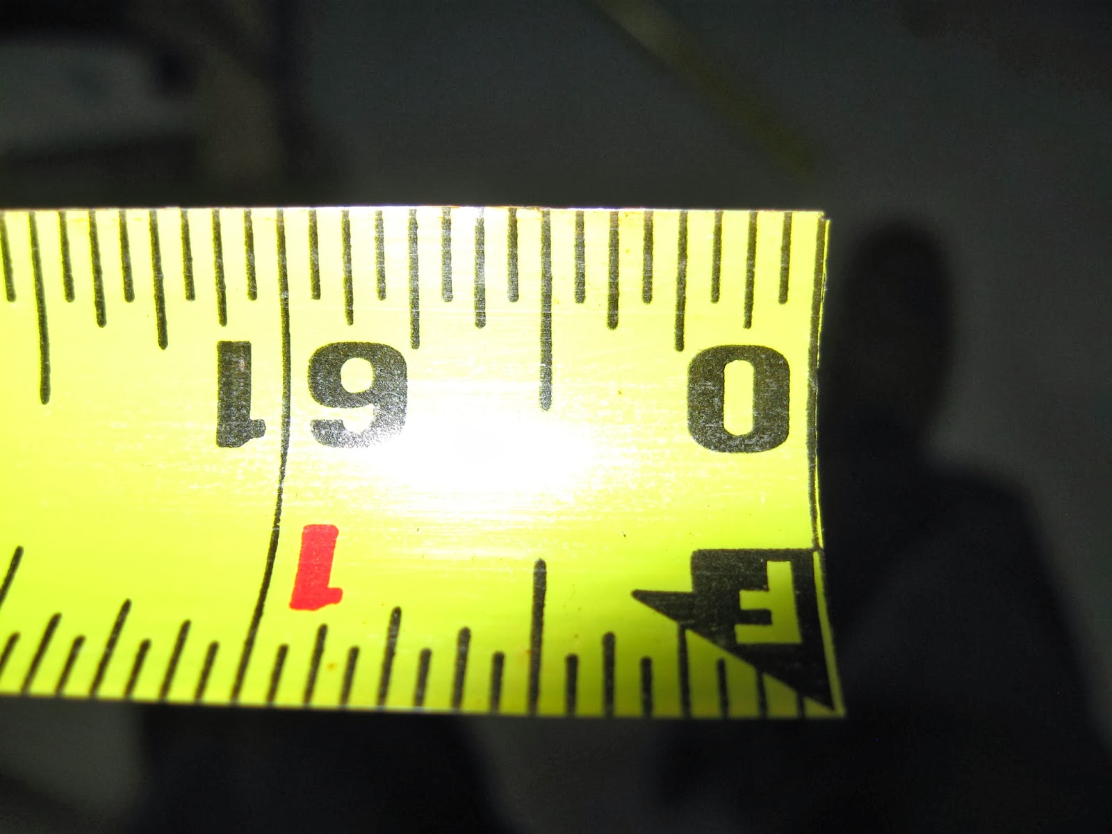 Easy Cheesy Garge: Making Rulers from a Broken Tape Measure