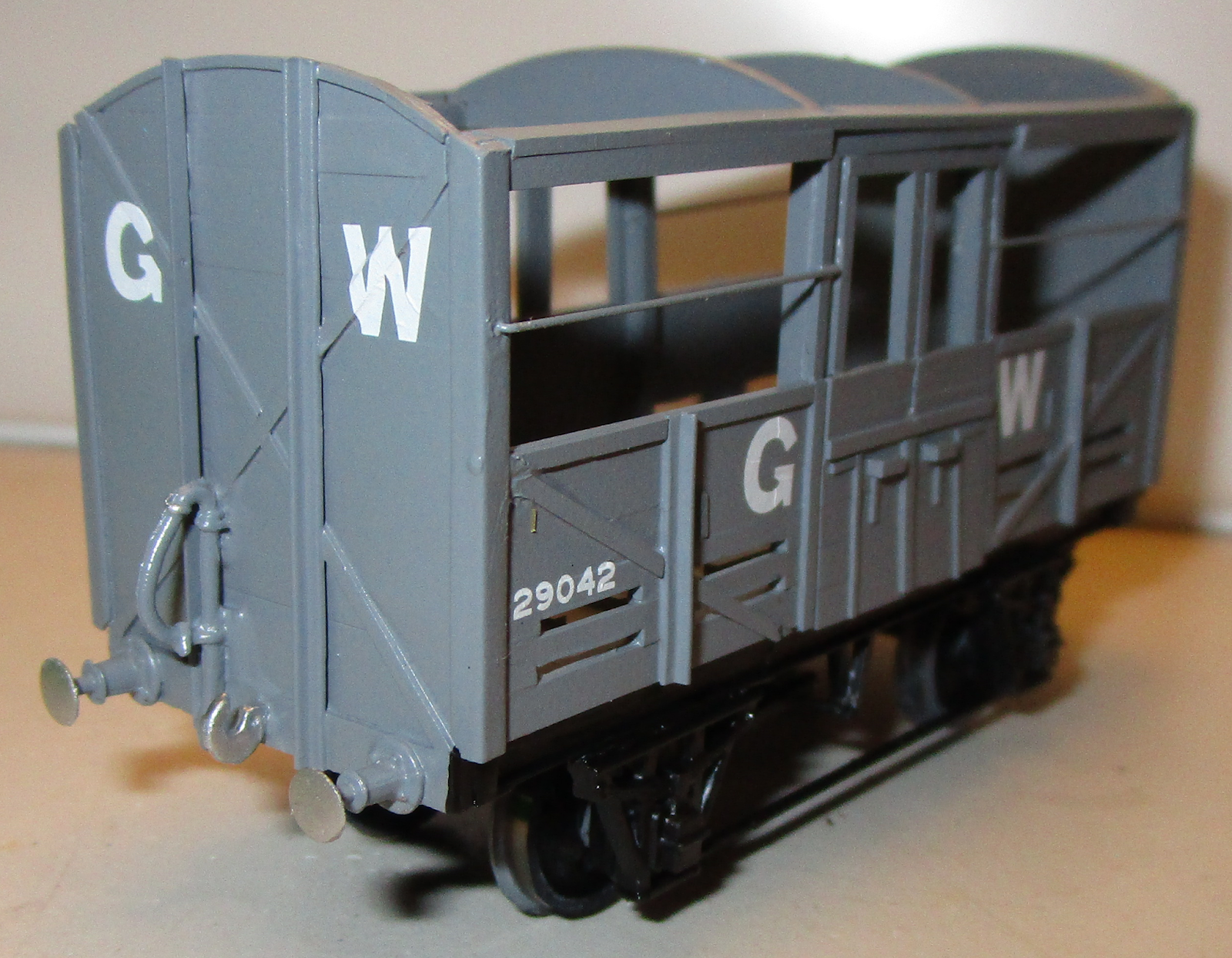 D & H "Colonie Main" layout: Scratchbuilding a GWR cattle wagon - Part ...