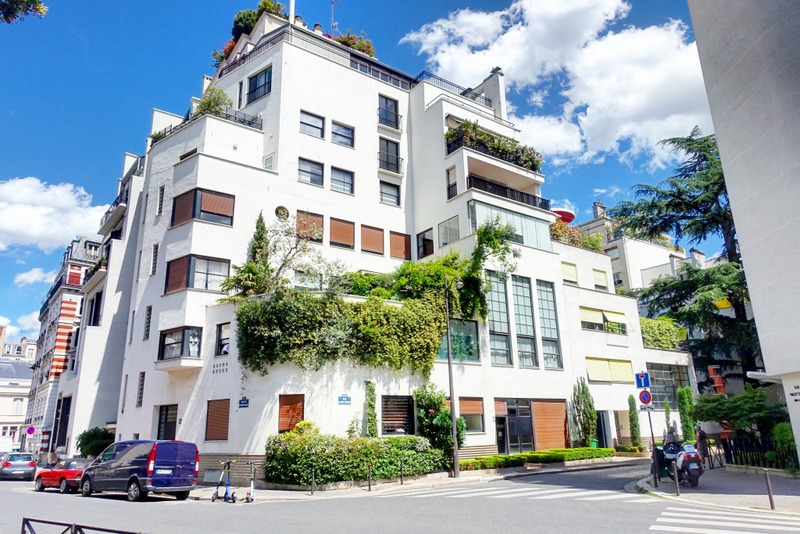 Paris : Rue Mallet-Stevens, grand oeuvre de l'architecte, le Mouvement ...