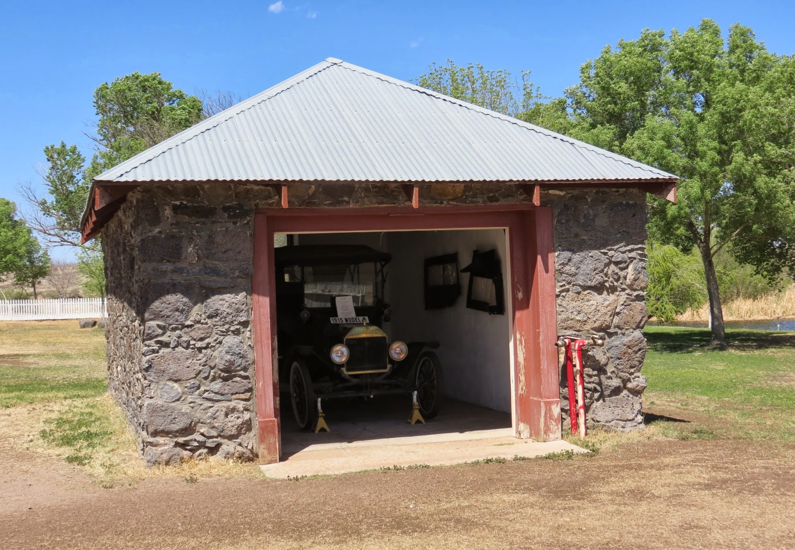 Where's Liz? 2014: Slaughter Ranch, San Bernadino and Leslie Canyon ...