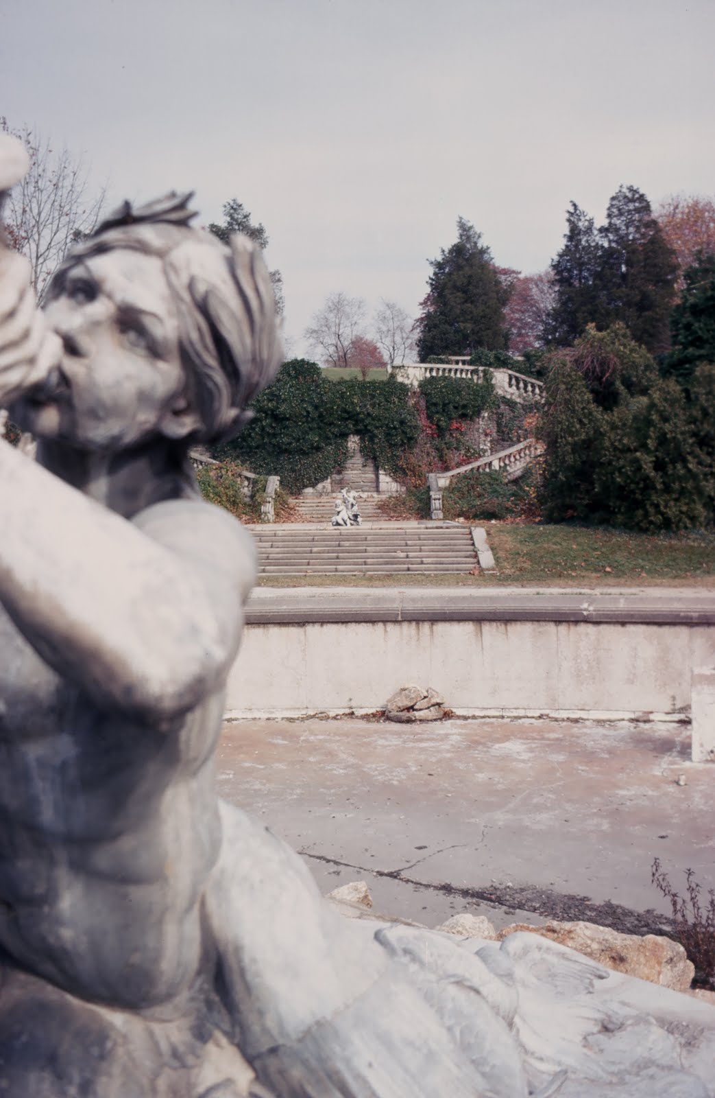 Mansions of the Gilded Age: The great fountain at Whitemarsh Hall, The ...