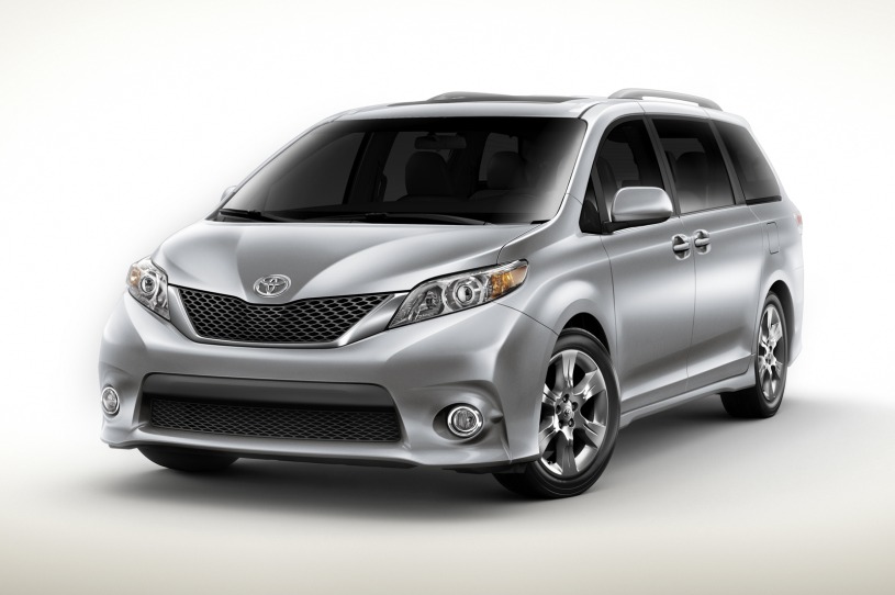 moderate cars: toyota sienna 2011 wallpapers