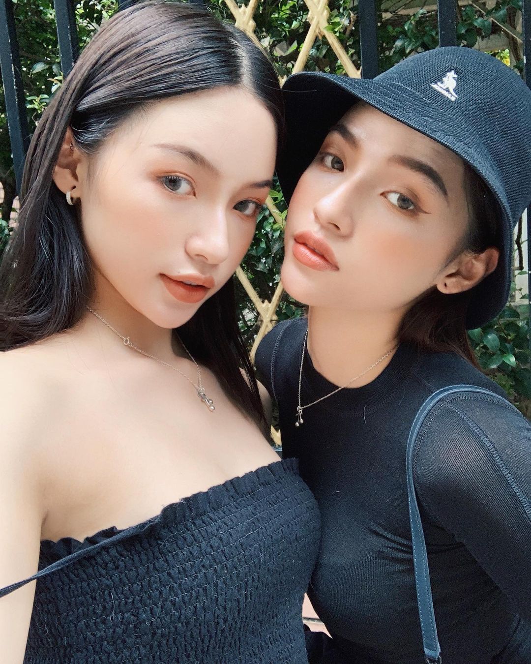 Han Lingyu 韩令渝 vs Han Qinyu韩沁渝 - 📖